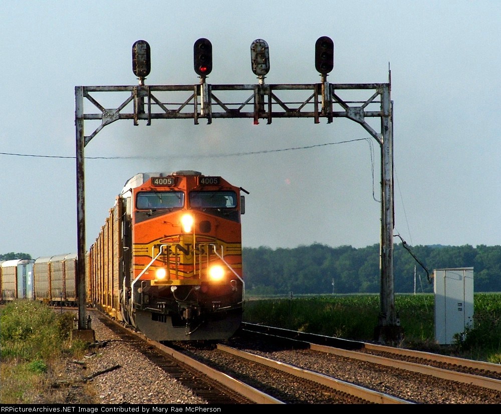 BNSF 4005